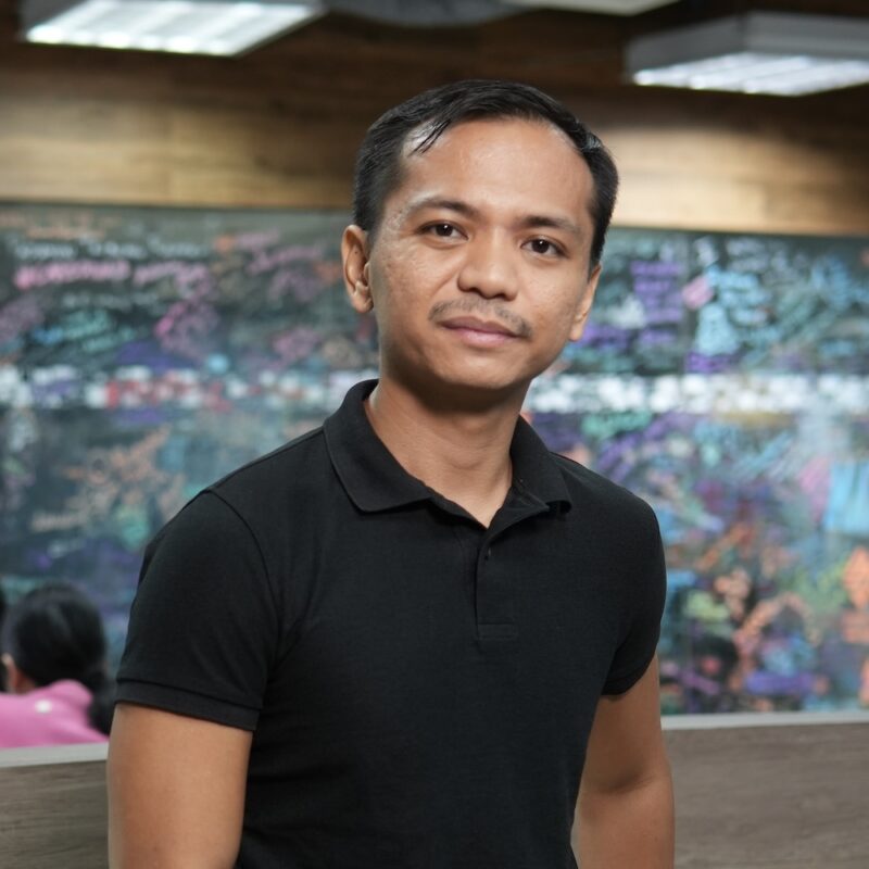 Reporter Dwight De Leon speaks on the value of Journalists Against ...